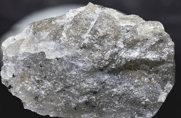 Larnite: Mineral information, data and localities.