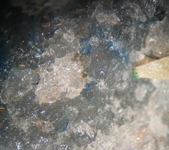 Berlinite: Mineral information, data and localities.