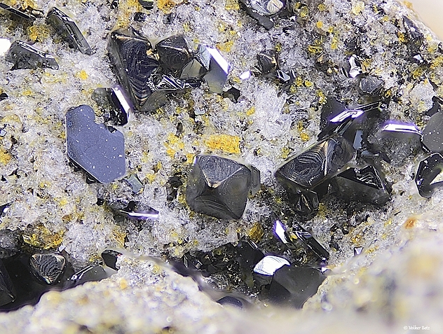 Spinel Subgroup: Mineral information, data and localities.