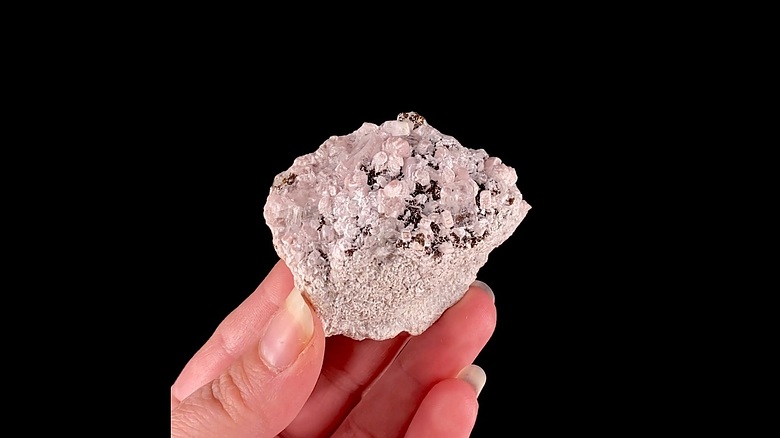 Åkermanite: Mineral information, data and localities.