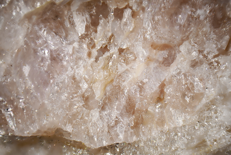 Coesite: Mineral information, data and localities.