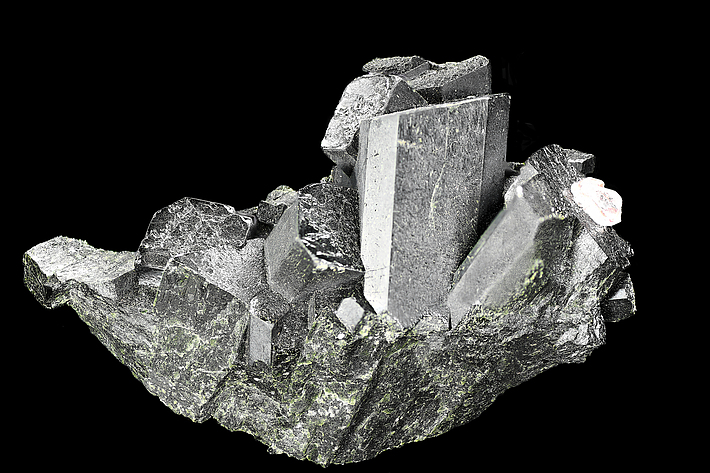 Hedenbergite: Mineral information, data and localities.
