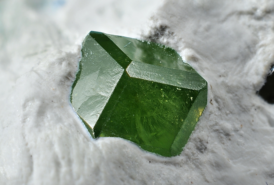 Andradite: Mineral information, data and localities.